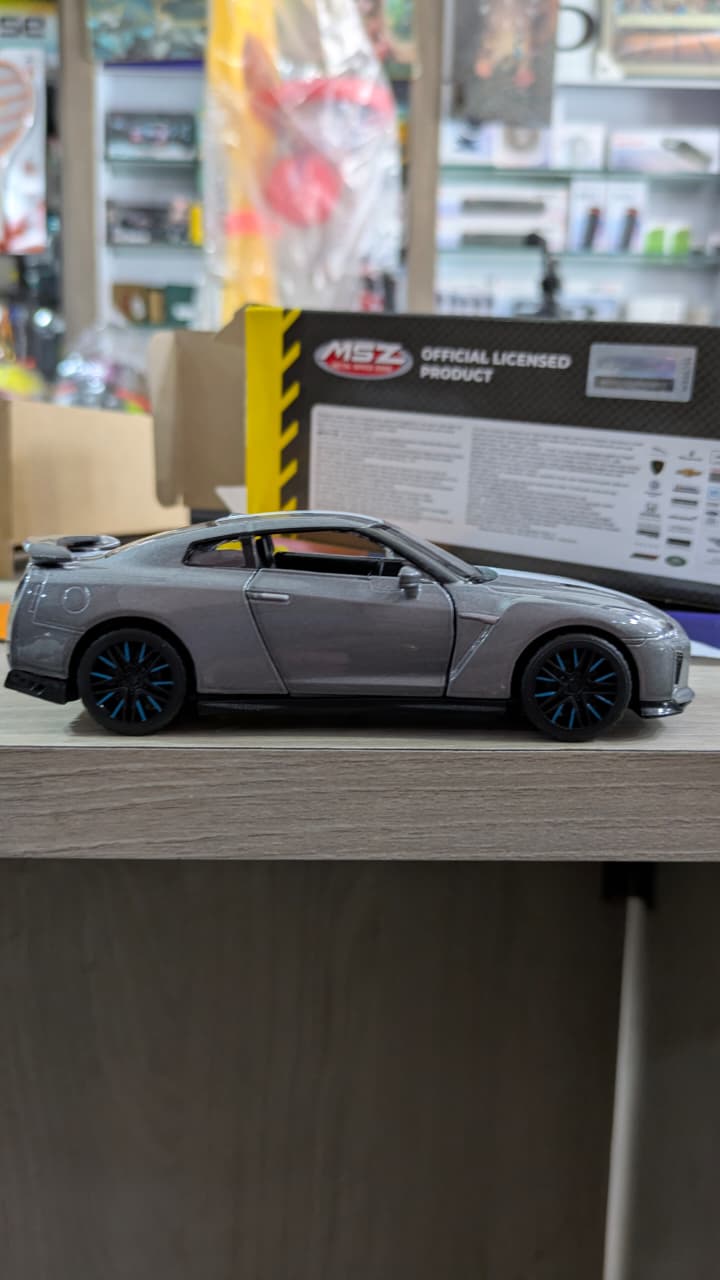 1:32 Nissan GTR R35 Grey MSZ cars – MULTIPALACE